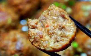 油炸狮子头怎么做_油炸狮子头家常做法