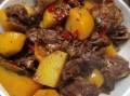 鸭子炖土豆的家常做法_鸭子炖土豆怎么做好吃