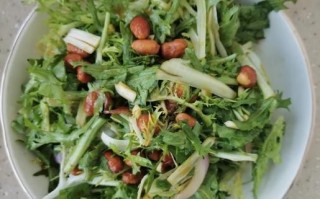 老醋花生拌苦菊怎么做_老醋花生拌苦菊的热量高吗