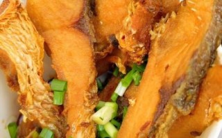 酥鱼的家常做法_酥鱼怎么做好吃又酥