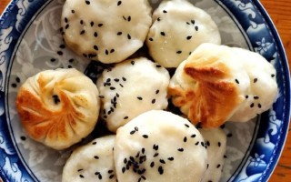 上海生煎馒头哪家最正宗_生煎馒头怎么做才爆汁