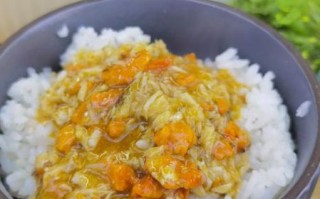 蟹黄饭怎么做好吃_蟹黄饭热量高吗