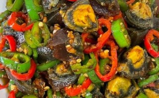 皮蛋炒菜怎么做_皮蛋炒菜的家常做法