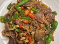 青椒炒鸡胗怎么炒_鸡胗去腥嫩脆技巧