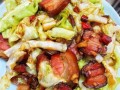 包菜炒腊肉怎么做_包菜炒腊肉先炒哪个