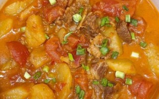 土豆西红柿牛腩怎么做_牛腩炖多久才软烂