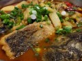 土豆红烧鱼块怎么做_红烧鱼块要不要先煎