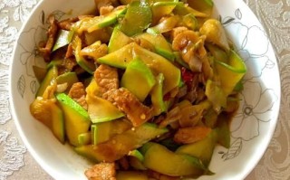 西葫芦怎么做好吃又简单_西葫芦的家常做法