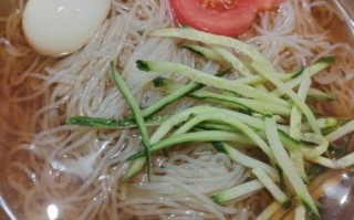 正宗朝鲜冷面怎么做_正宗朝鲜冷面哪里吃得到