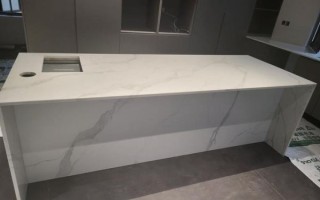 鱼肚白石英石多少钱一平_鱼肚白石英石优缺点