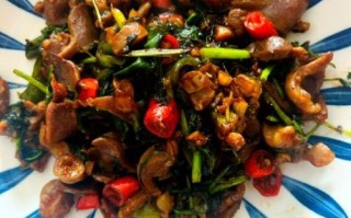 炒鸡胗怎么炒才嫩_鸡胗炒多久不会硬