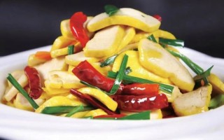 韭黄炒豆腐皮怎么炒才好吃_韭黄炒豆腐皮用焯水吗