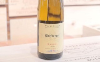 雷司令白葡萄酒口感怎么样_如何挑选雷司令白葡萄酒 雷司令白葡萄酒口感怎么样_如何挑选雷司令白葡萄酒