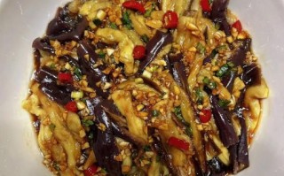 蒜拌茄子怎么做好吃_蒜拌茄子不吸油技巧