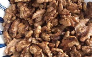 椒盐核桃仁怎么做_椒盐核桃仁不苦窍门