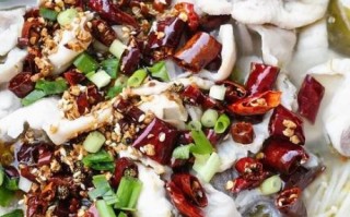 酸菜鱼鱼片滑嫩技巧_酸菜鱼怎么腌鱼片不碎