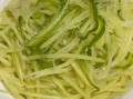 青椒土豆丝怎么炒才脆_青椒土豆要不要焯水