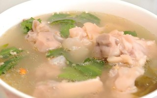 猪爪汤怎么做最好喝_猪爪汤去腥增香的秘诀