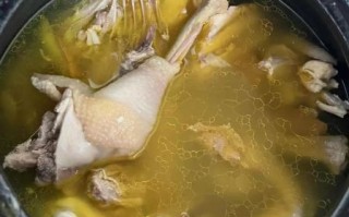 老母鸡汤怎么炖好喝_老母鸡汤炖多久最香