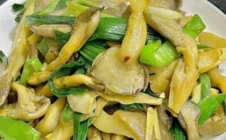 平菇搭配什么炒菜好吃_平菇炒什么菜最香