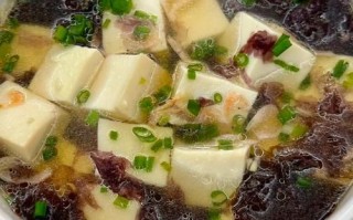 豆腐海带汤的功效与做法窍门_怎么做才鲜