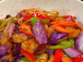 鱼香茄子怎么做_鱼香茄子热量高吗
