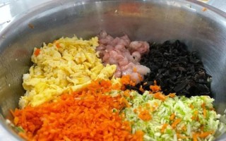 素三鲜饺子馅怎么调_素三鲜饺子馅做法大全