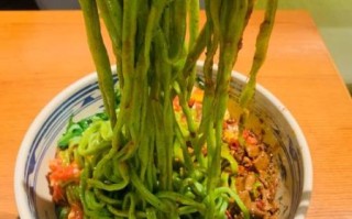 菠菜面条汤面怎么做_菠菜汤面家常做法