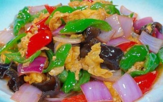 洋葱炒素鸡怎么做_洋葱炒素鸡热量高吗