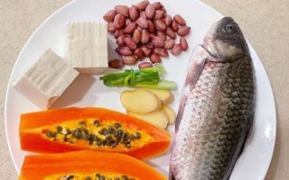 酸木瓜煮鱼怎么做_酸木瓜煮鱼的做法视频