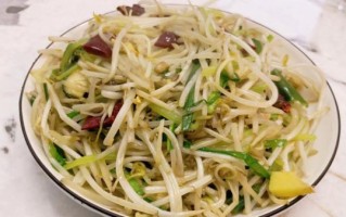 爆炒绿豆芽怎么炒才脆_绿豆芽焯水还是不焯水