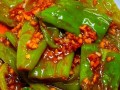 虎皮青椒怎么做才好吃_虎皮青椒用不用先焯水