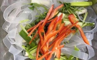 河南粉皮怎么做_河南粉皮正宗做法步骤