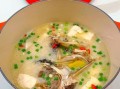 家常鱼头怎么做_鱼头豆腐汤怎么炖才白
