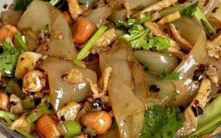 拉皮怎么做好吃_凉拌拉皮的做法