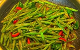 蒜蓉芸豆怎么炒才脆_蒜蓉芸豆要不要焯水