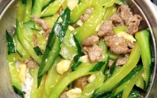 青瓜炒肉怎么炒好吃_青瓜炒肉先炒肉还是先炒瓜