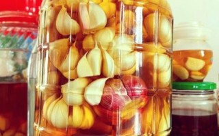 糖醋蒜怎么做最简单_糖醋蒜的保存窍门