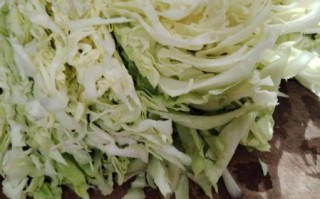 洋白菜怎么炒好吃_家常洋白菜的做法