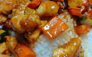 宫爆鸡丁盖饭怎么做_宫爆鸡丁盖饭热量高吗
