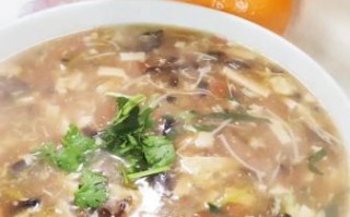 酸辣汤配料有哪些_酸辣汤怎么做才正宗