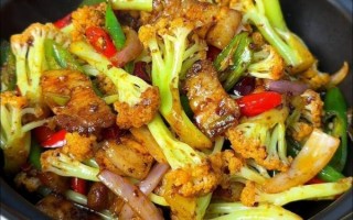 花菜不焯水直接炒会苦吗_花菜不焯水有毒吗