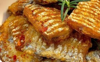 酥炸带鱼怎么做_酥炸带鱼的家常做法
