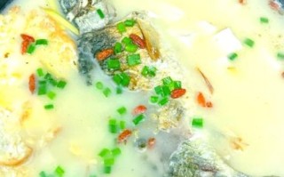 鲫鱼烧豆腐怎么烧好吃_鲫鱼豆腐汤的家常做法