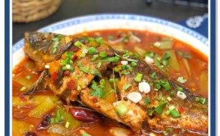 鲫鱼怎么做最简单_鲫鱼最简单的家常做法