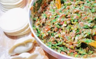 饺子肉馅怎么调好吃_饺子肉馅怎么调才鲜嫩多汁