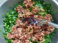茄子韭菜馅饺子怎么做_茄子韭菜饺子馅怎么调才好吃
