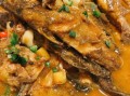 鱼头泡饭怎么做_鱼头泡饭热量高吗
