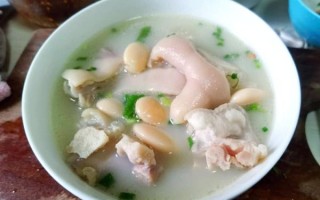 清炖蹄花怎么做_清炖蹄花需要焯水吗