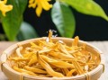 金针菜汤的做法_金针菜汤有什么功效